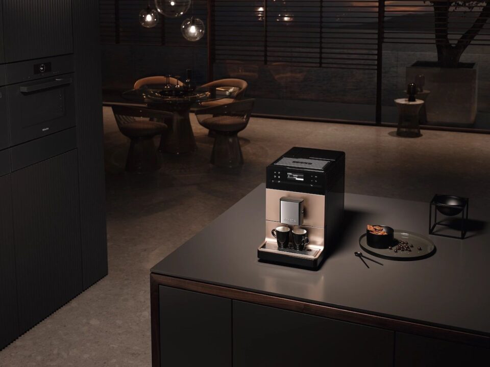 Miele CM5510-RGLD Countertop Coffee Machine in Rose Gold - Appliance ...